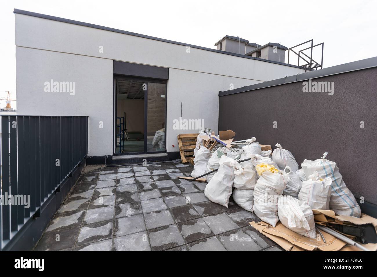 Garbage after apartment repair hi-res stock photography and images - Alamy