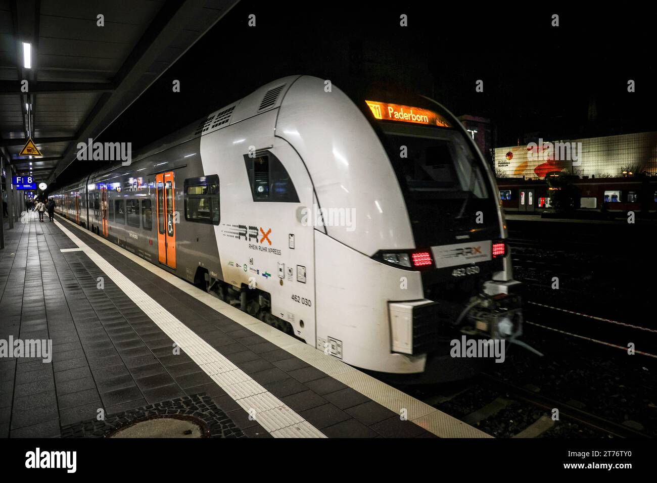 Dortmund Hauptbahnhof - Rhein-Ruhr-Express, RRX, Rhein-Hellweg-Express ...