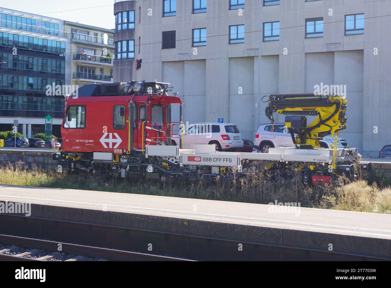 Departmental wagon hi-res stock photography and images - Alamy