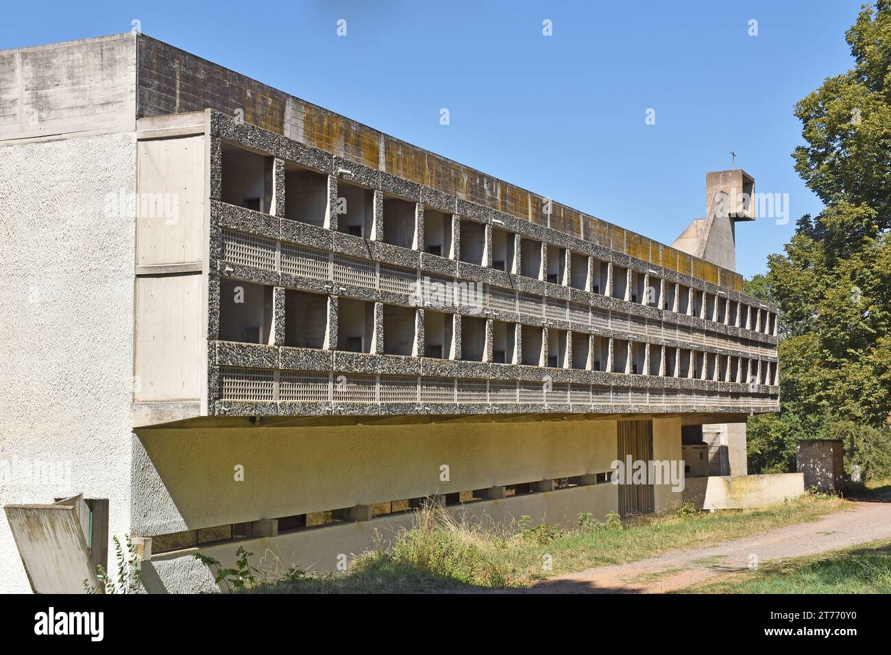 Sainte Marie de La Tourette, a Dominican Order priory on a hillside ...