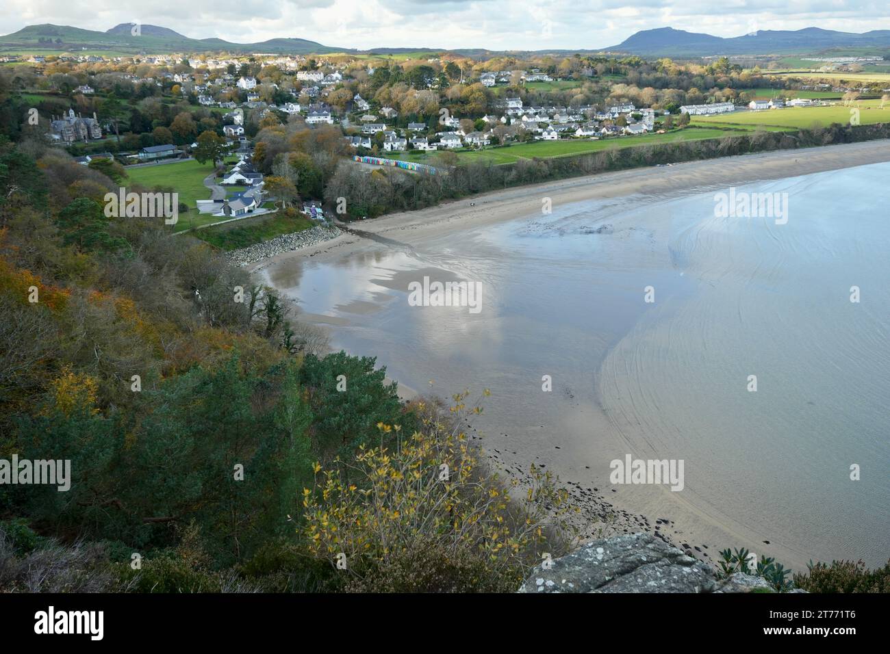 A View of Llanbedrog Beach, North Wales. Llanbedrog, Pwllheli, Wales ...
