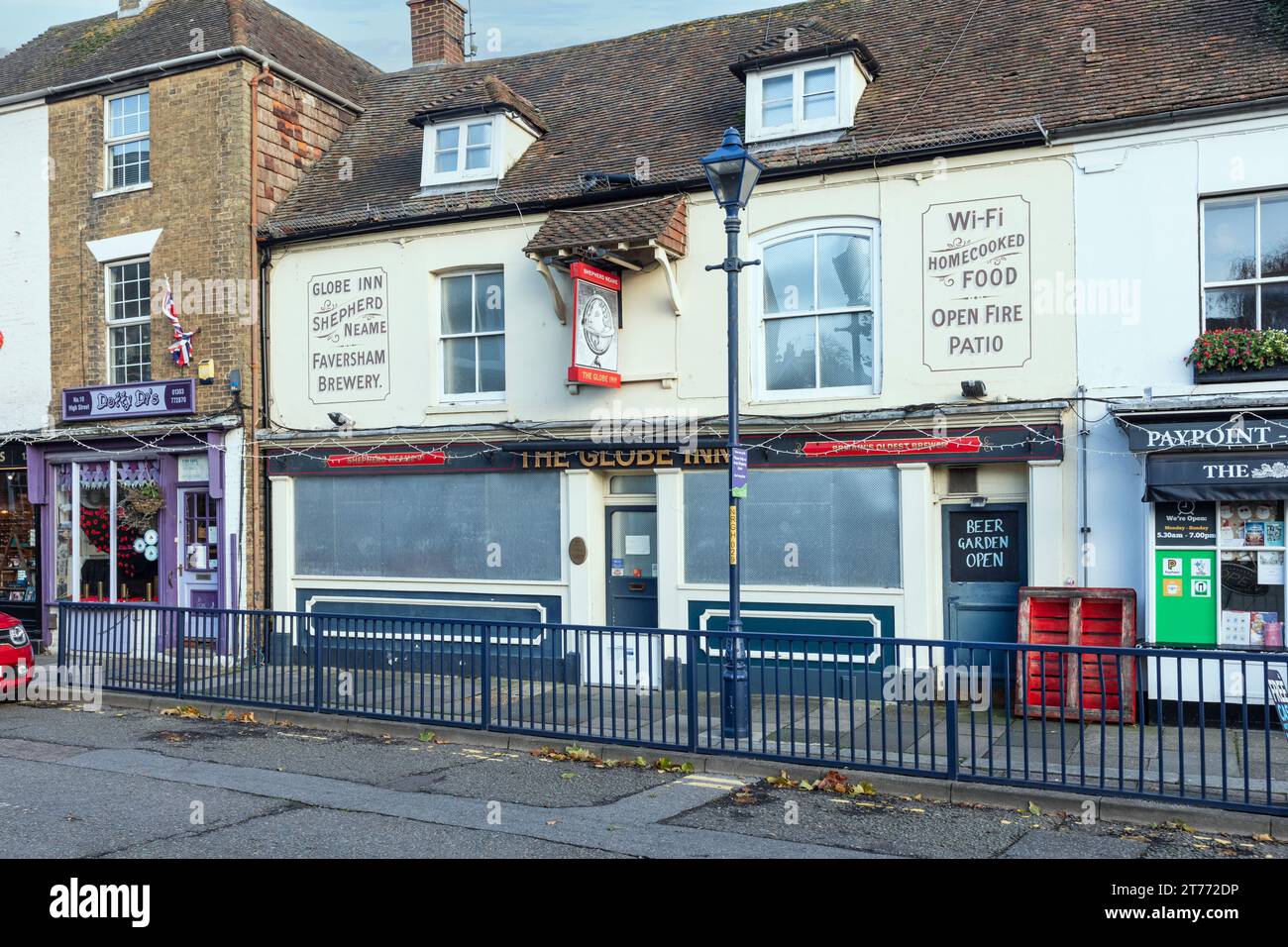 The now closed and boarded up Shepherd Neame Globe Inn in Hythe, Kent ...