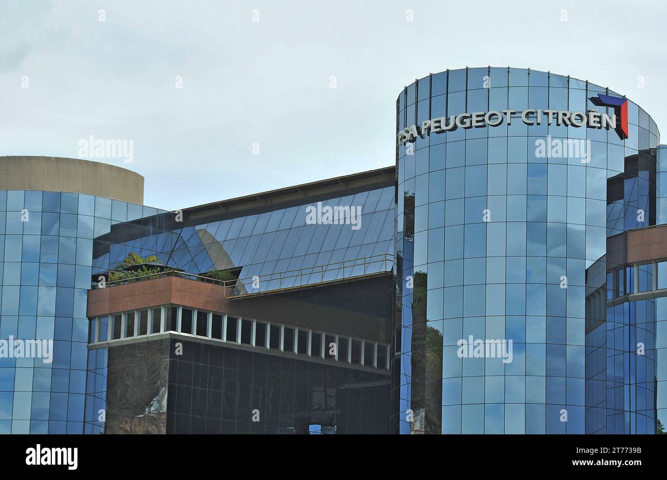 PSA Peugeot Citroen building, Rio de Janeiro, Brazil Stock Photo - Alamy