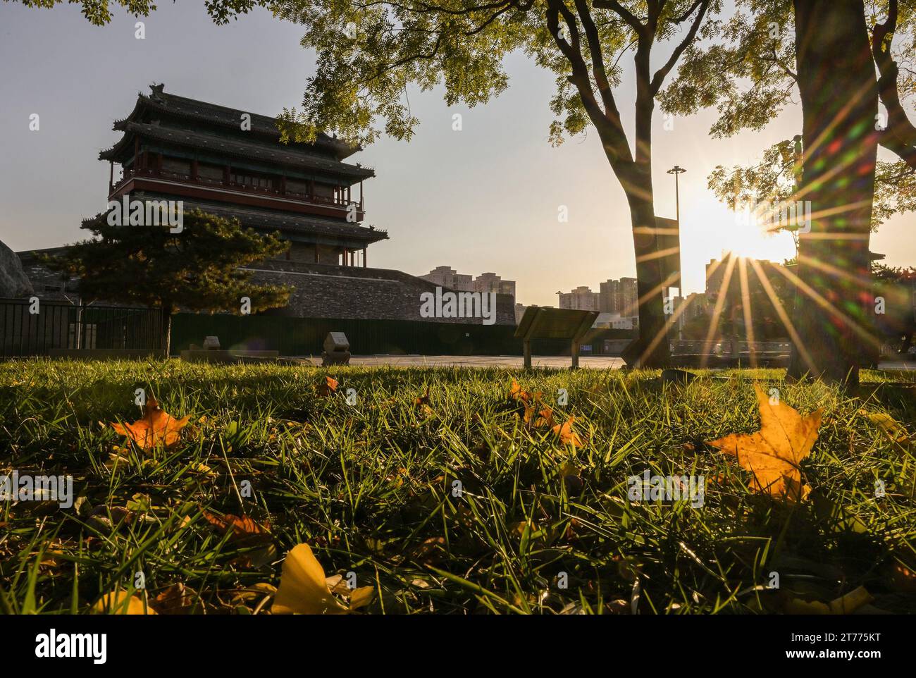 North and south part 6 hi-res stock photography and images - Alamy