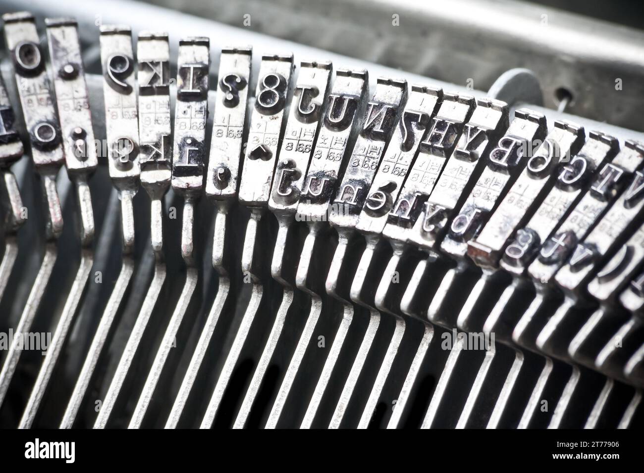 detail of type bars of typewriter Stock Photo - Alamy