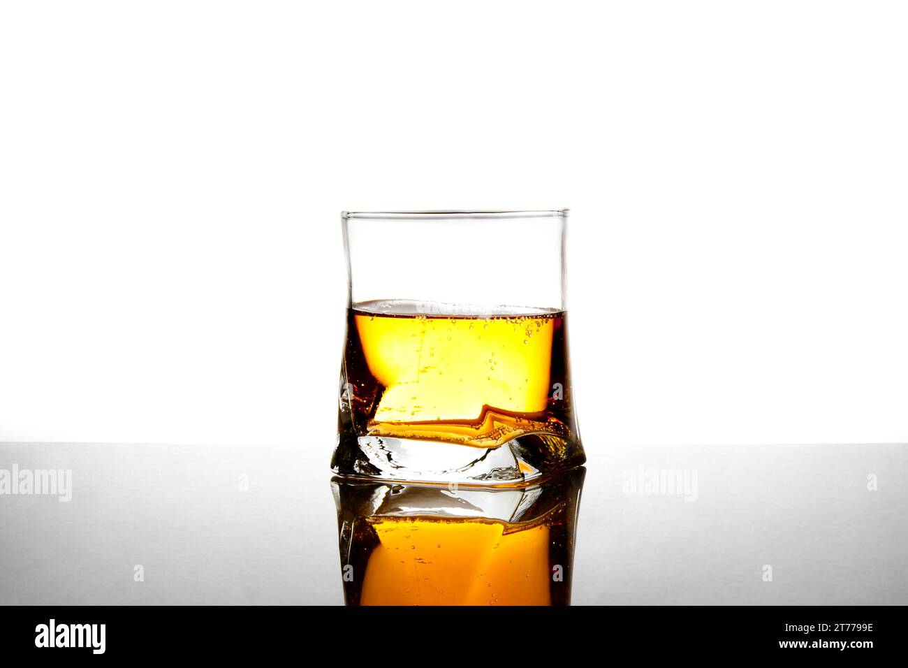 Long drinks hi-res stock photography and images - Alamy