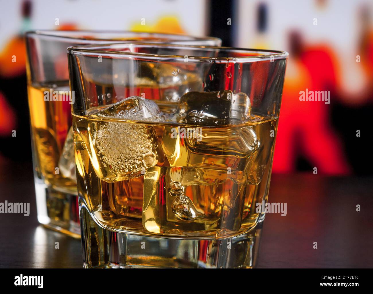 Bar atmosphere hi-res stock photography and images - Alamy