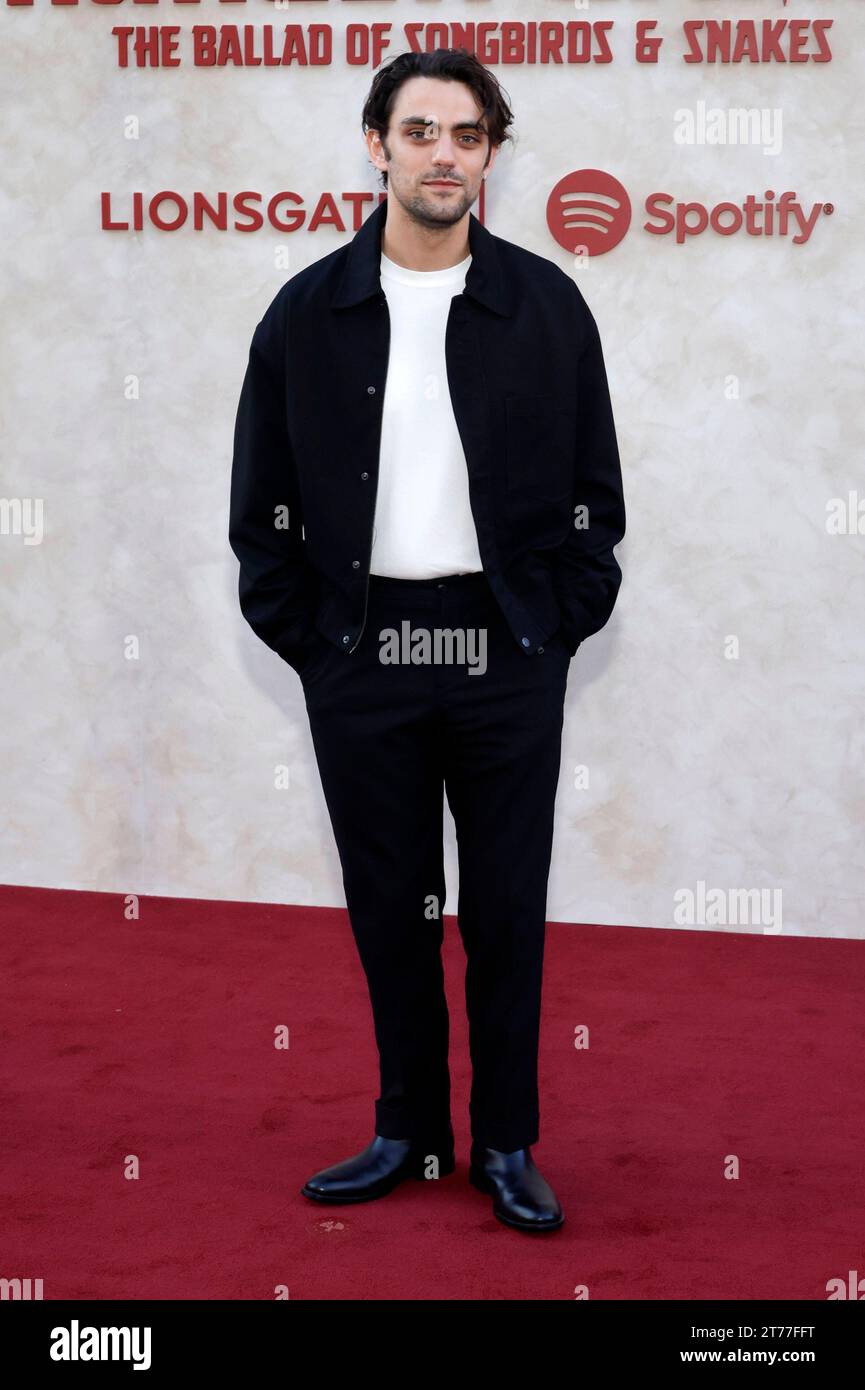 HOLLYWOOD, CA - NOVEMBER 13: Dakota Shapiro at the LA Premiere of The ...