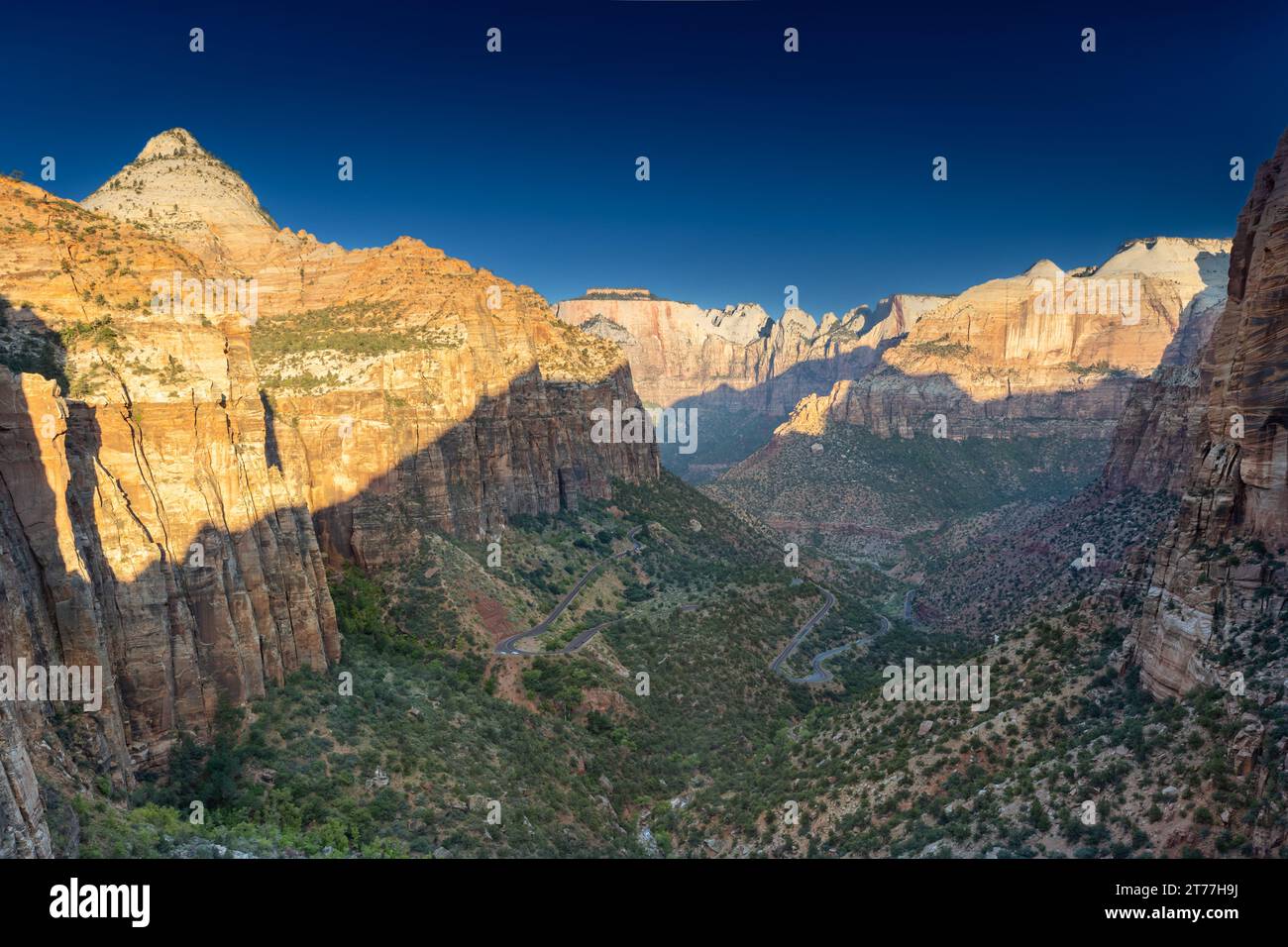 Zion canyon np hi-res stock photography and images - Alamy