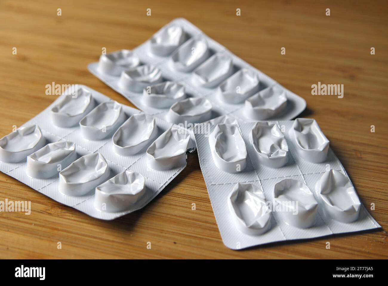 empty blister packs Stock Photo - Alamy