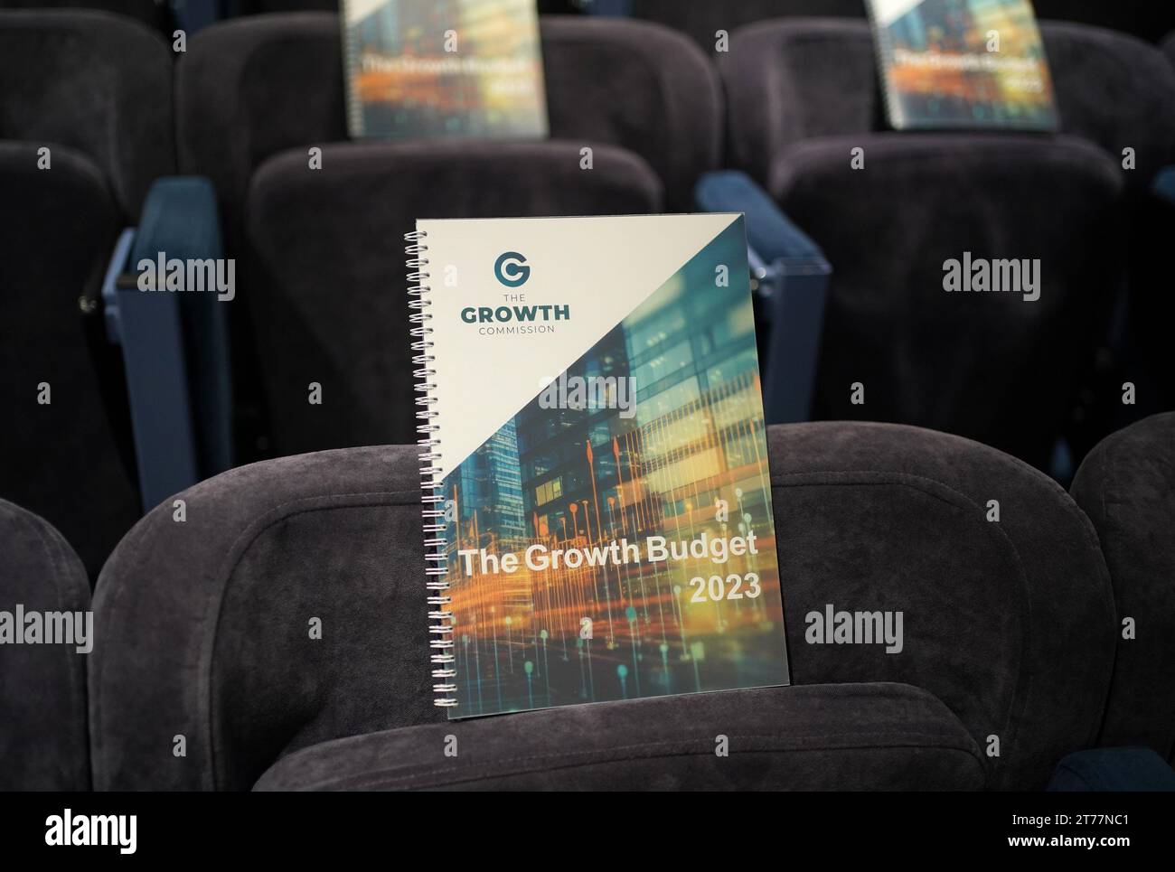 Assembliing hi-res stock photography and images - Alamy