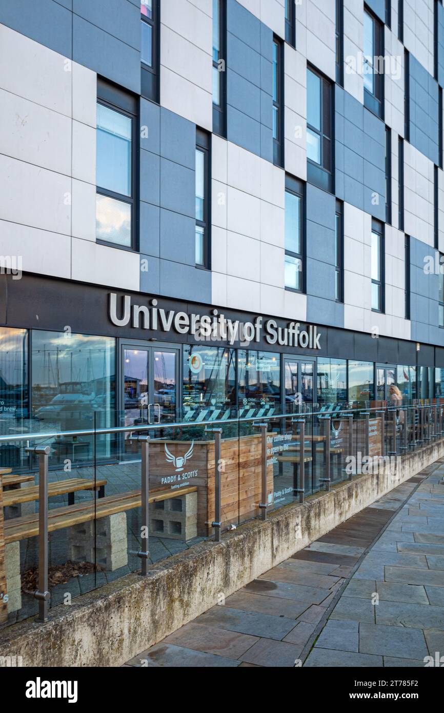 Marina development hi-res stock photography and images - Alamy