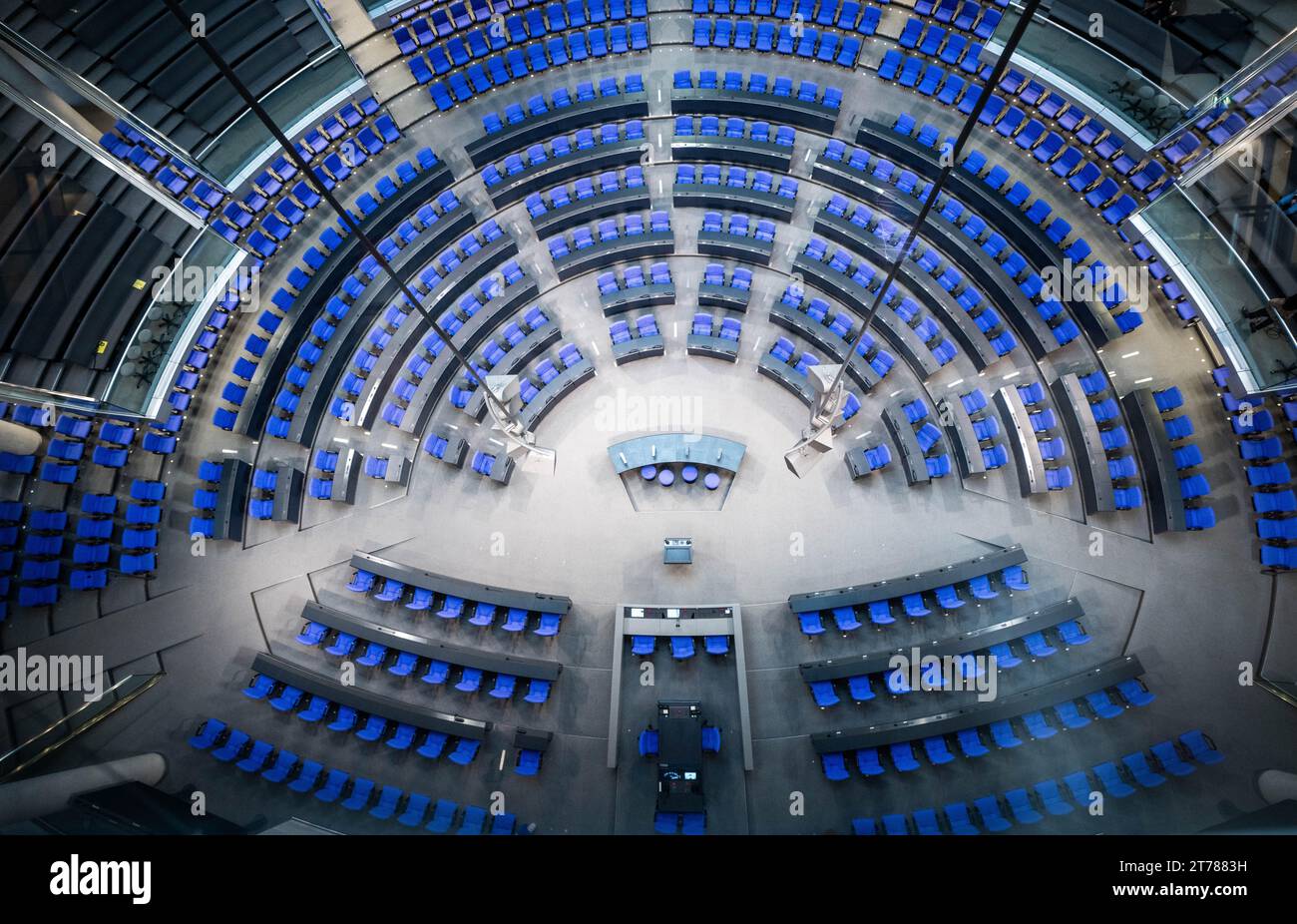 Berlin, Germany. 14th Nov, 2023. View of the plenary chamber in the ...