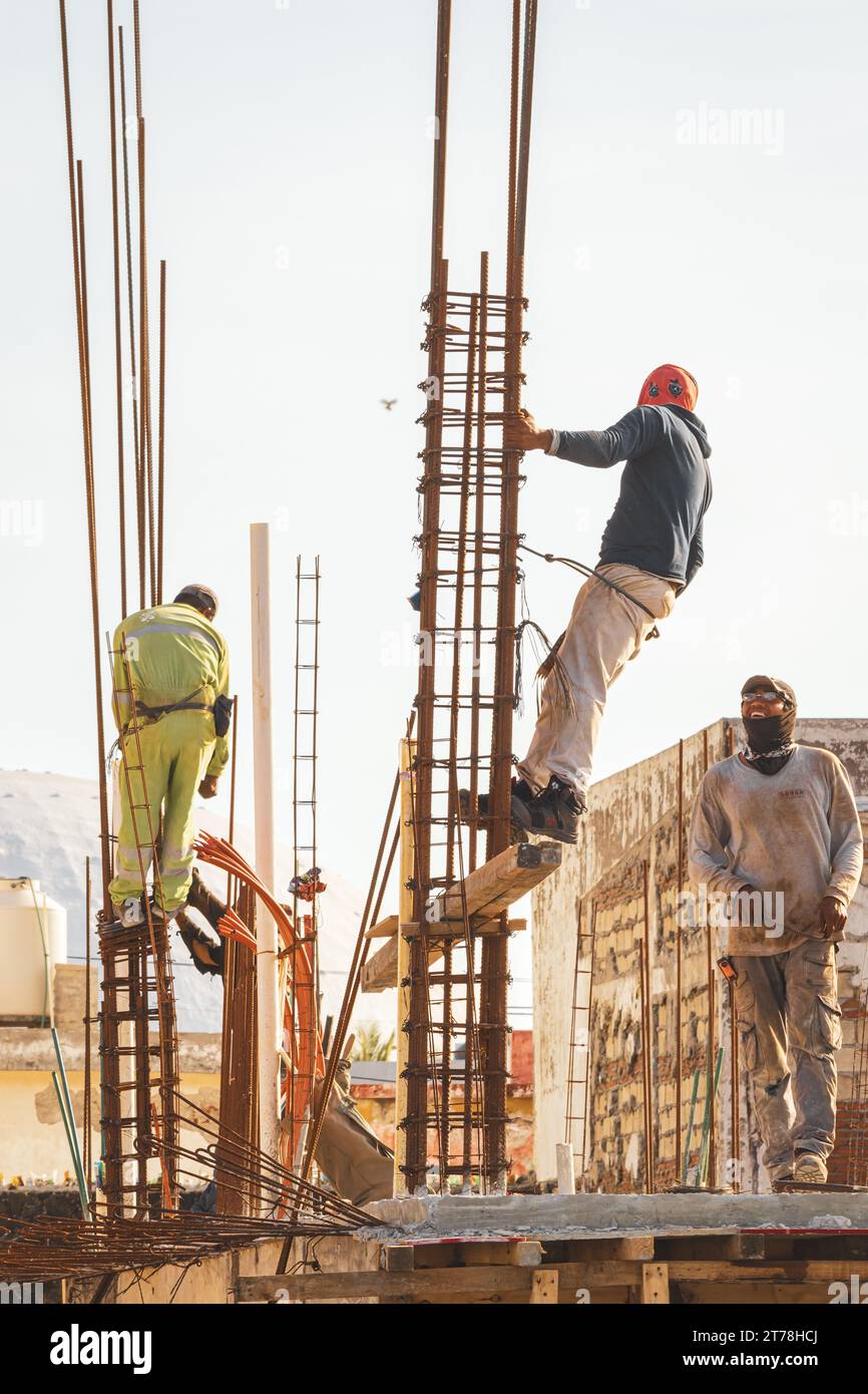 construction workers, Mexico, Veracruz, 2023 Stock Photo - Alamy