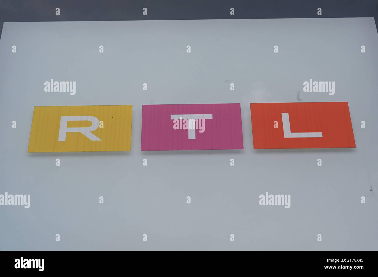 Schriftzug Logo von RTL Television, RTL Group und RTL Deutschland, ein ...