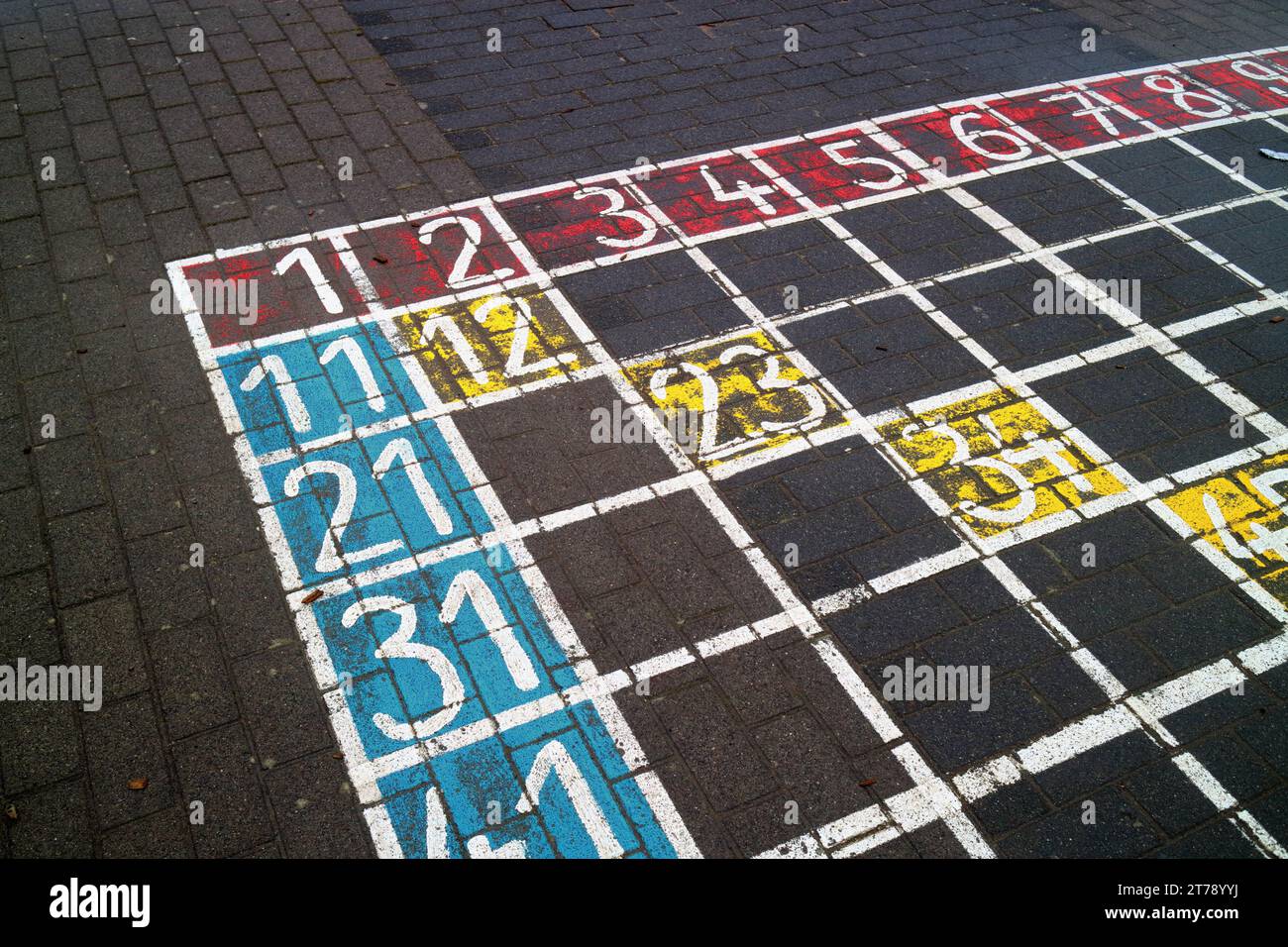 Learning numbers game hi-res stock photography and images - Alamy