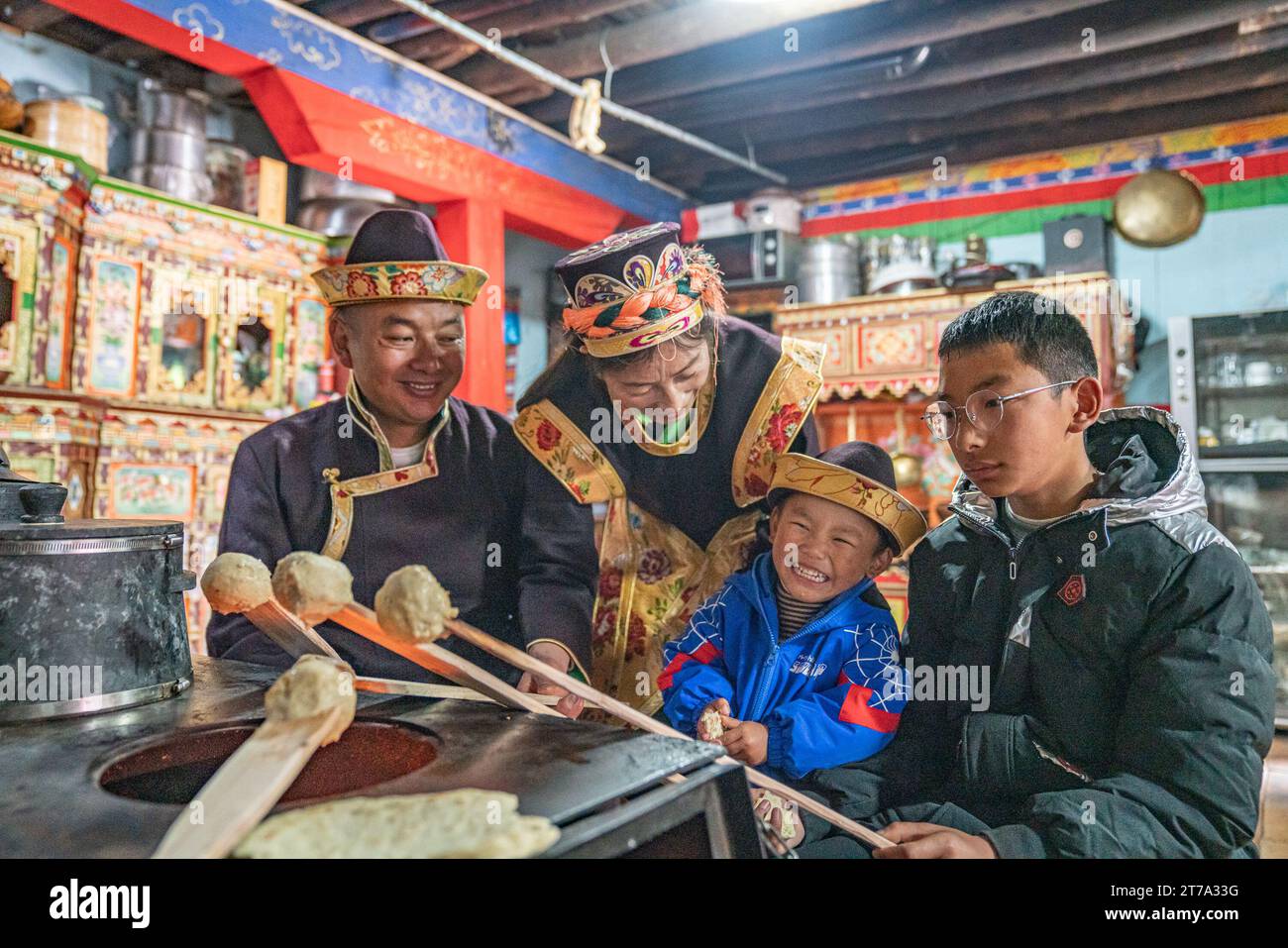 Lhagba xinhua hi-res stock photography and images - Alamy