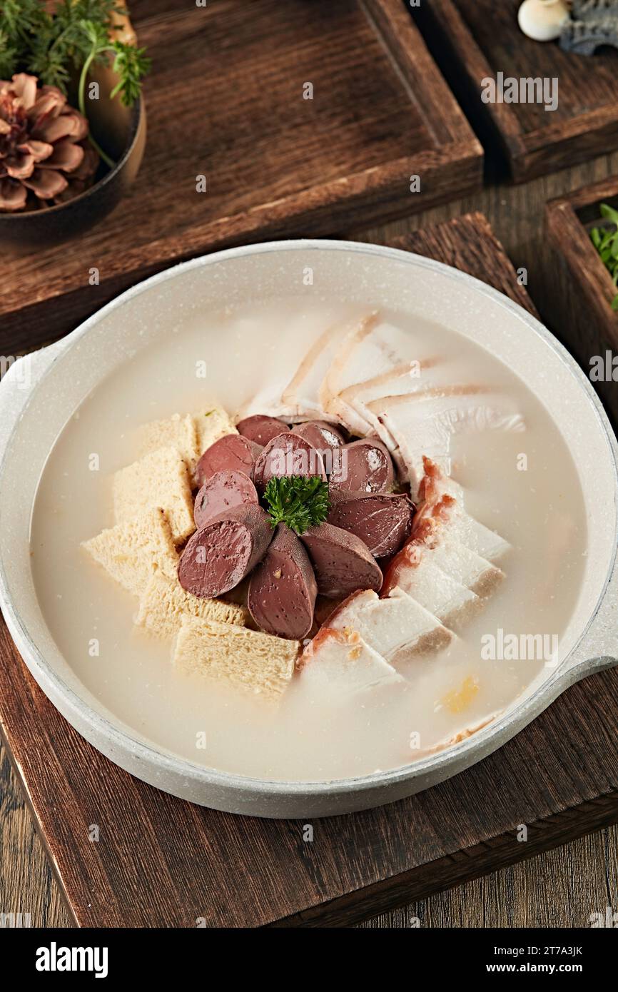 Pig killing hi-res stock photography and images - Alamy