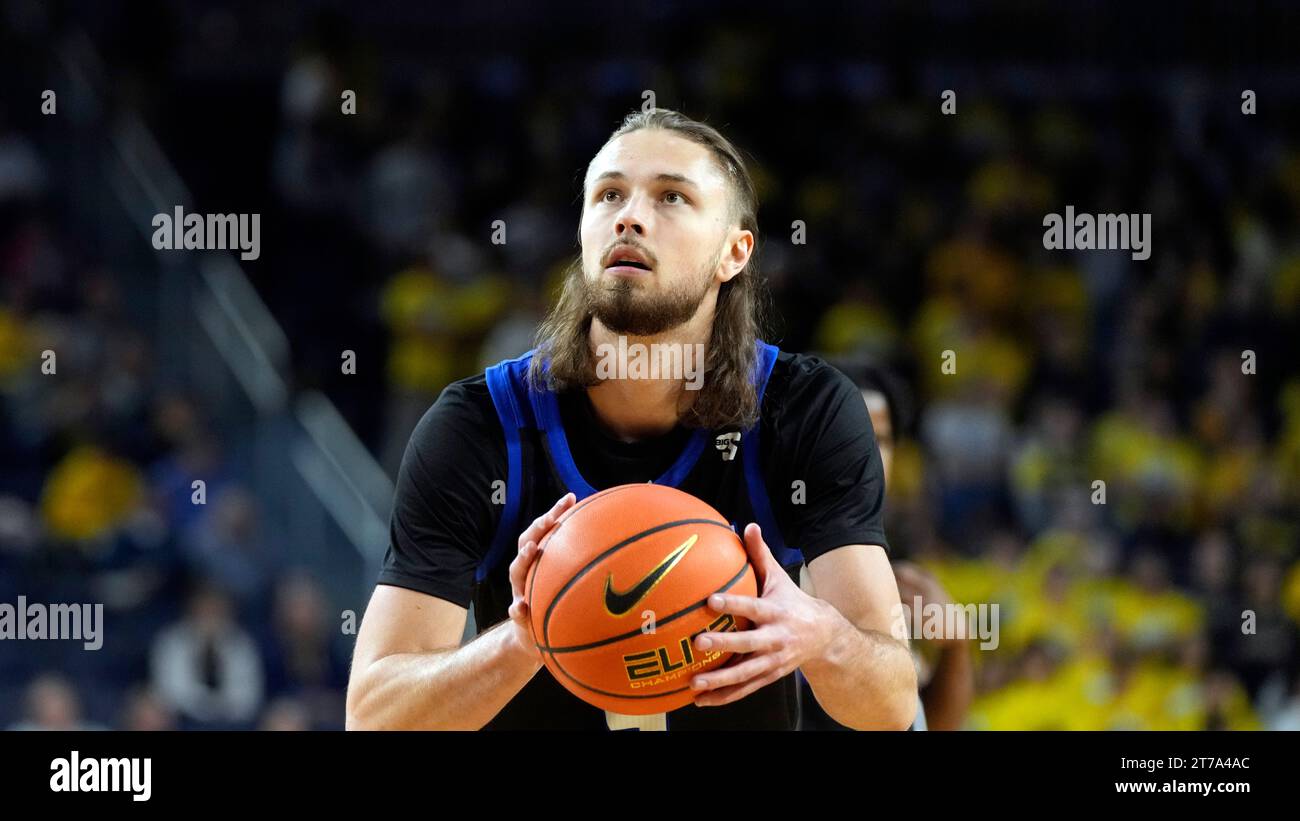 North Carolina Asheville forward Drew Pember plays during the first ...