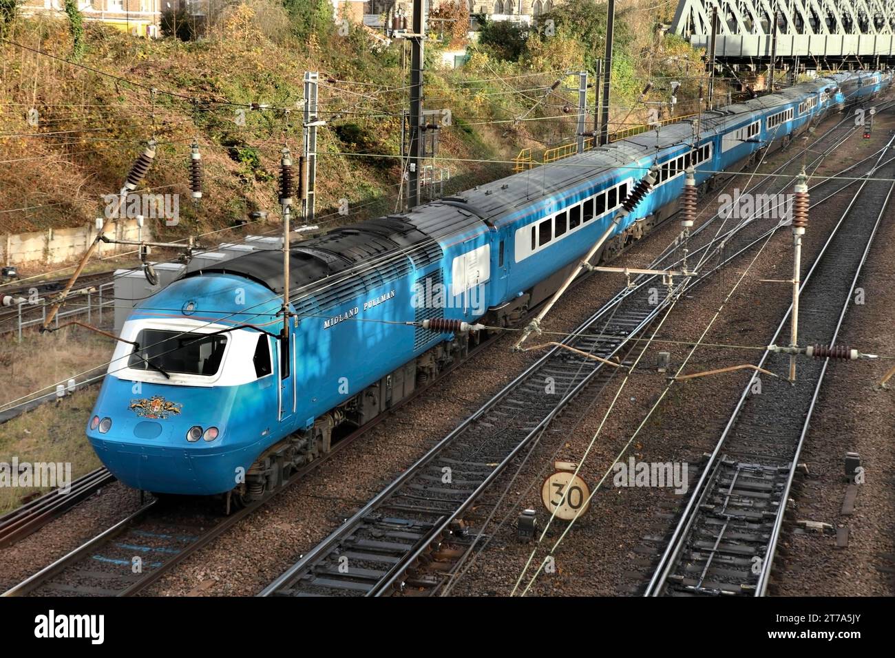 The heritage LSL-operated Midland Pullman-liveried HST set approaches ...