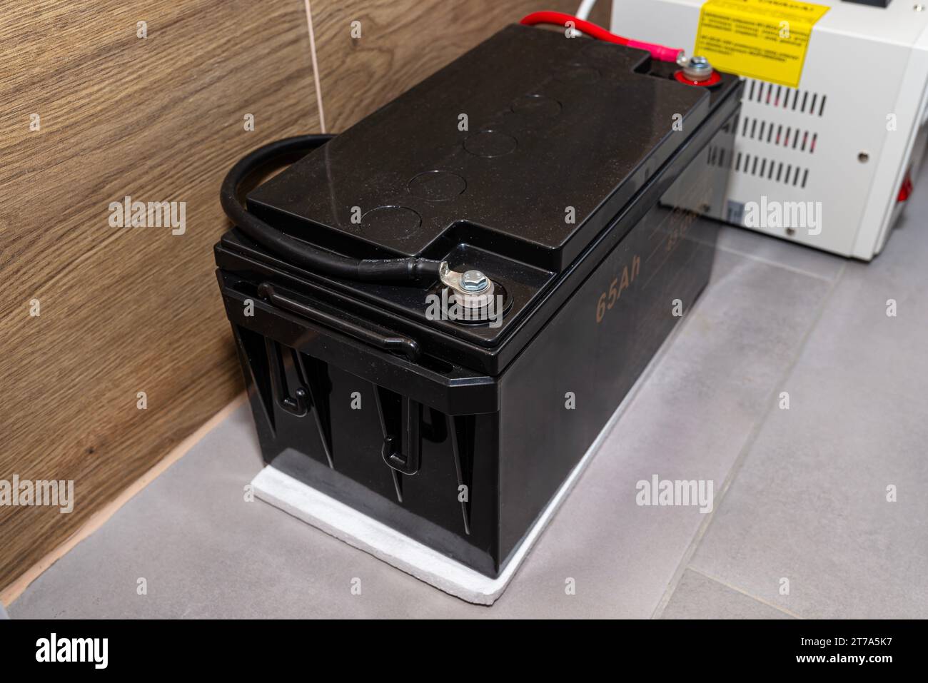 12V 65Ah battery for emergency power supply providing uninterrupted ...