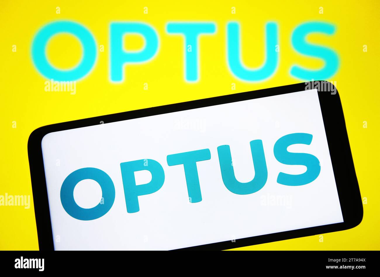 Optus singtel hi-res stock photography and images - Alamy