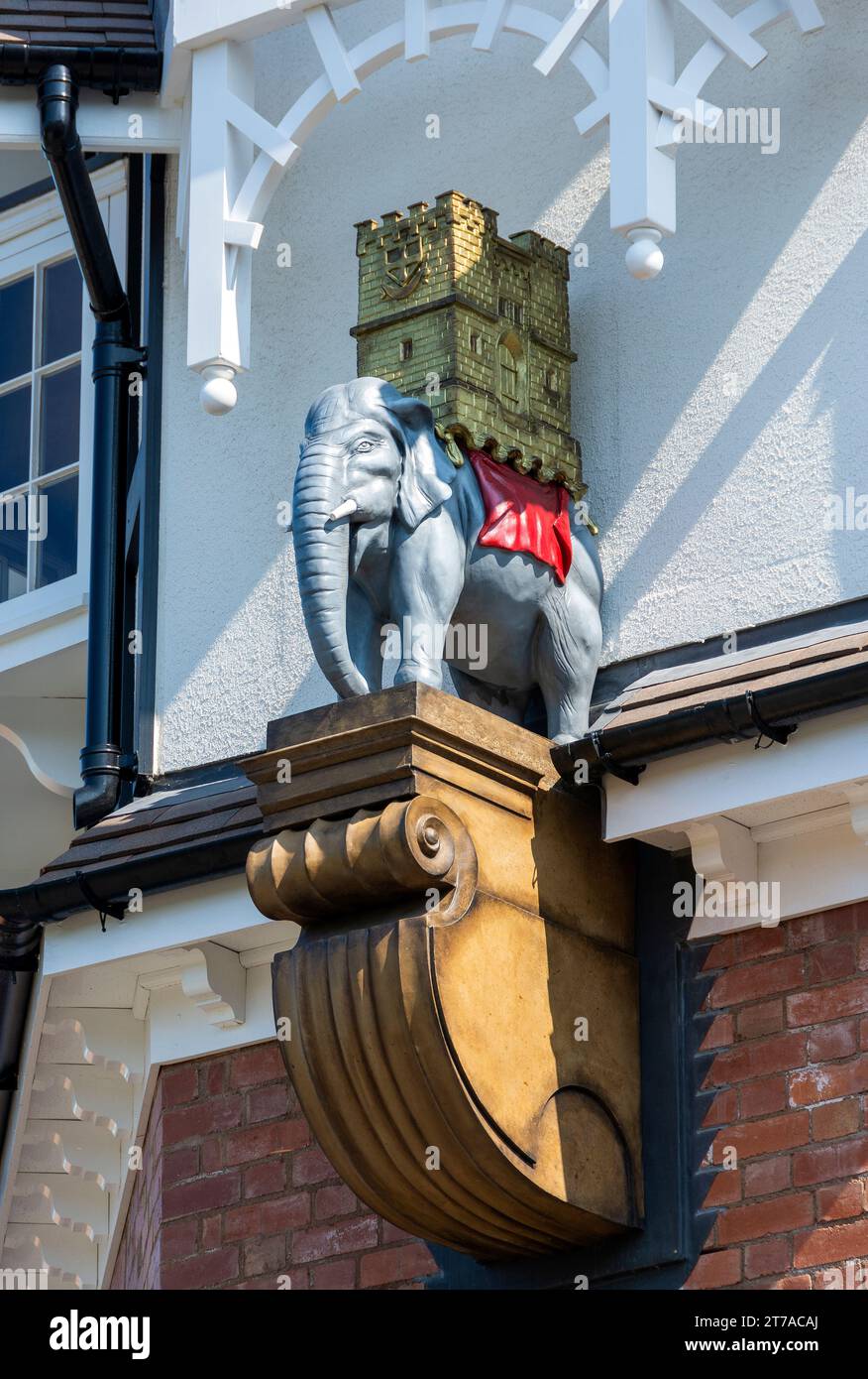 The Elephant & Castle Public House at the Black Country Living Museum ...