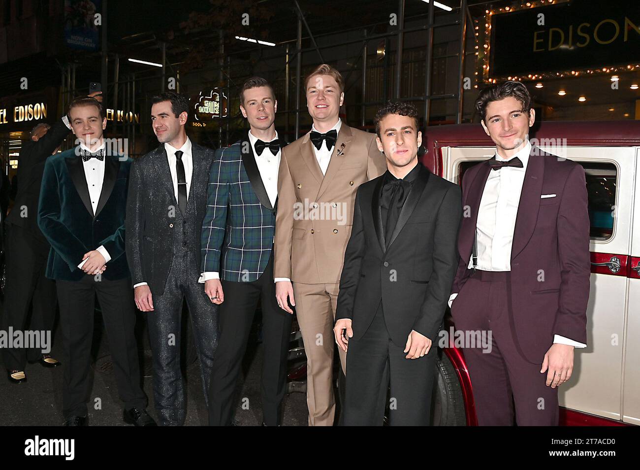 The stars of Harmony Steve Kelsey, Zal Owen, Sean Bell, Eric Peters ...