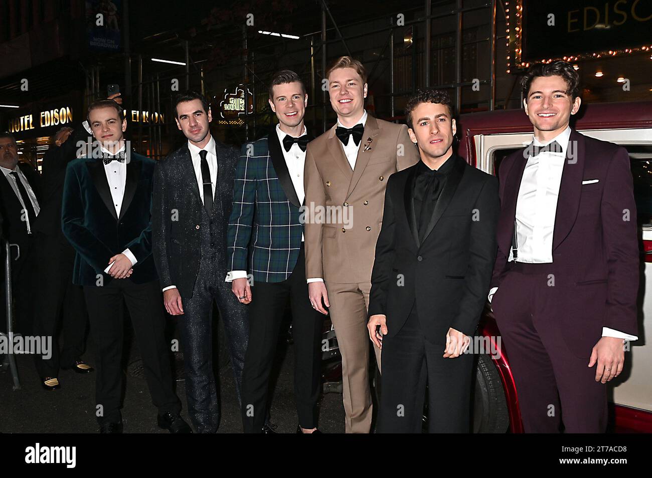 The stars of Harmony Steve Kelsey, Zal Owen, Sean Bell, Eric Peters ...