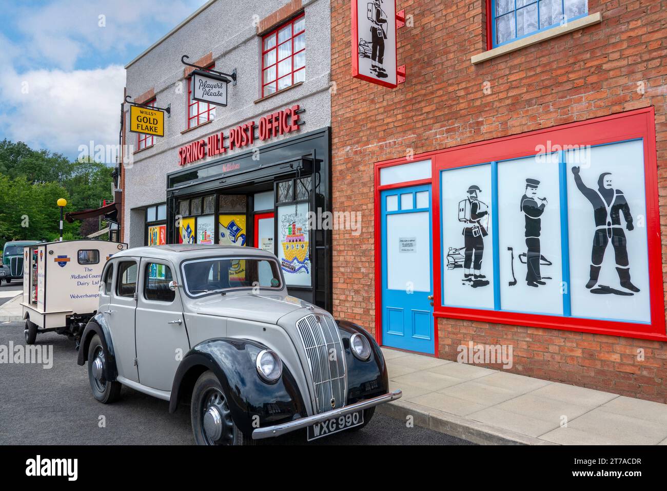 Spring Hill Post Office - Traditional 1940s 1950s High Street shops at ...