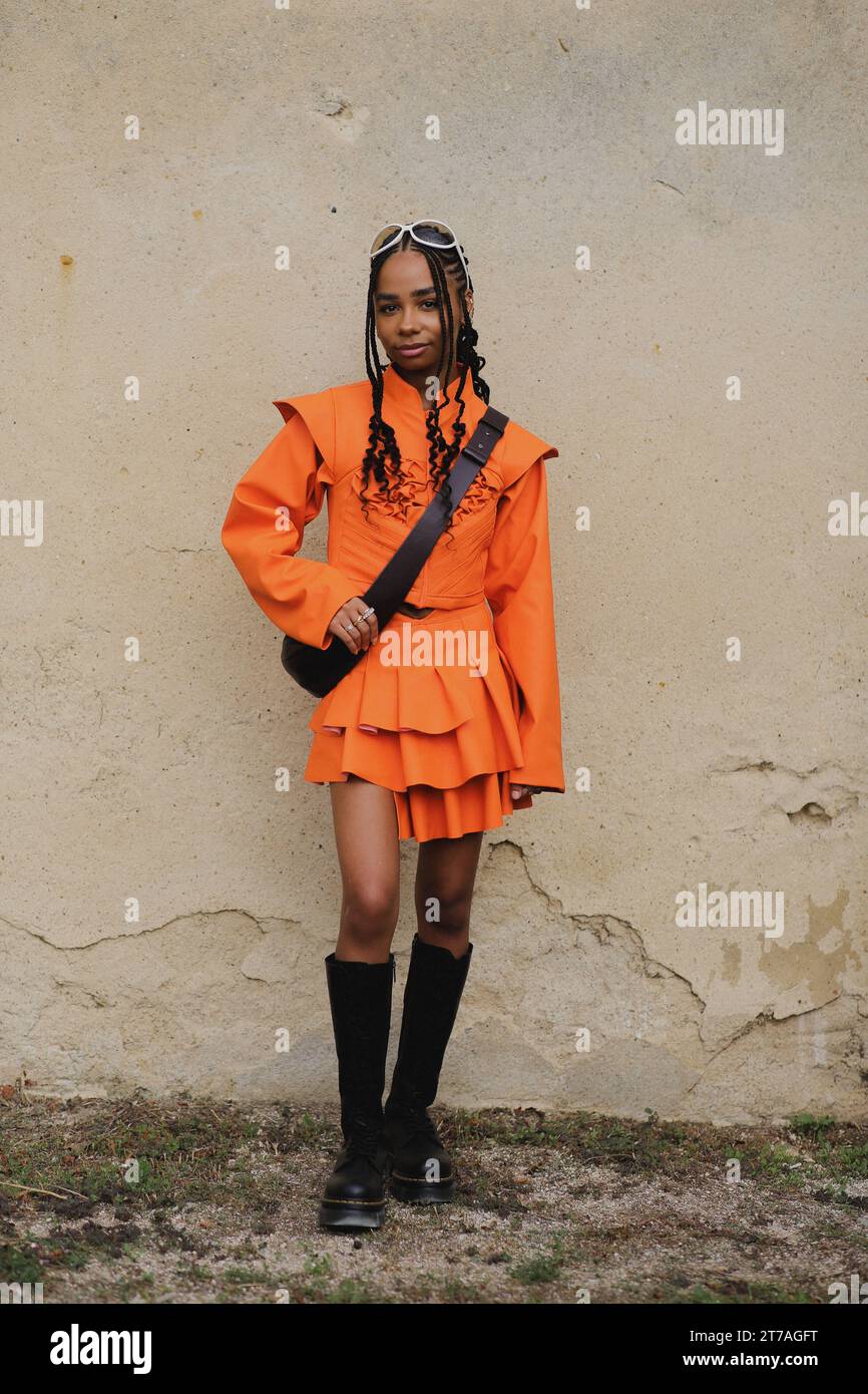 Street style, Sarah Monteil arriving at Givenchy Spring Summer 2024 ...