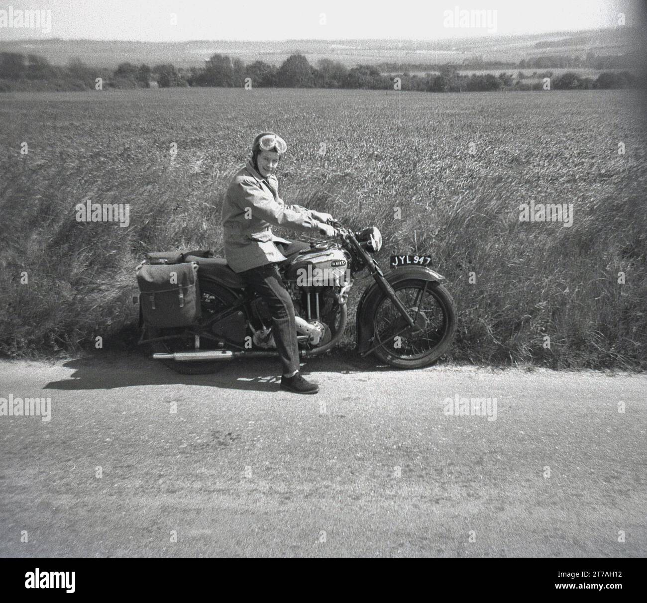 1950s historical picture horse hi-res stock photography and images - Alamy