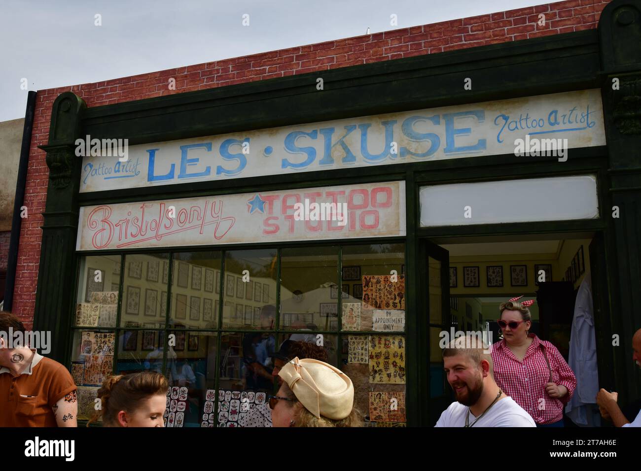 Les Skuse, Tattoo studio, Goodwood Revival, Goodwood Motor Circuit ...