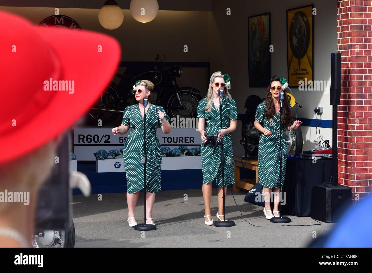 Sixties style female singing trio hi-res stock photography and images ...