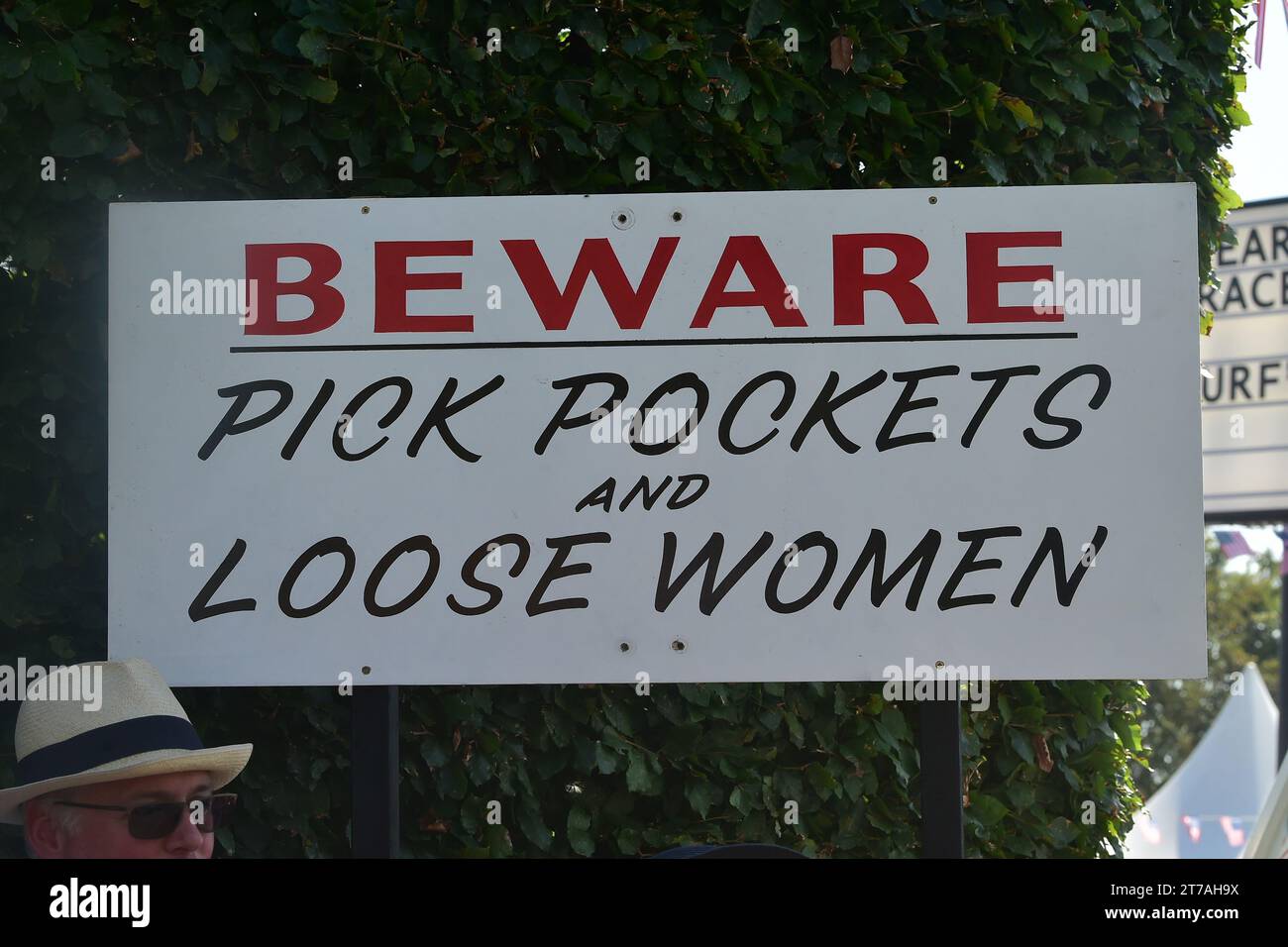 Pick pockets and loose women warning sign hi-res stock photography and ...