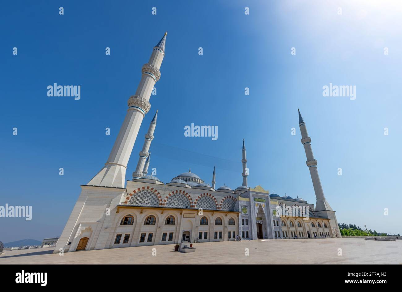 Camlica Mosque of Istanbul asian side, Turkey. Panorama, panoramic view ...