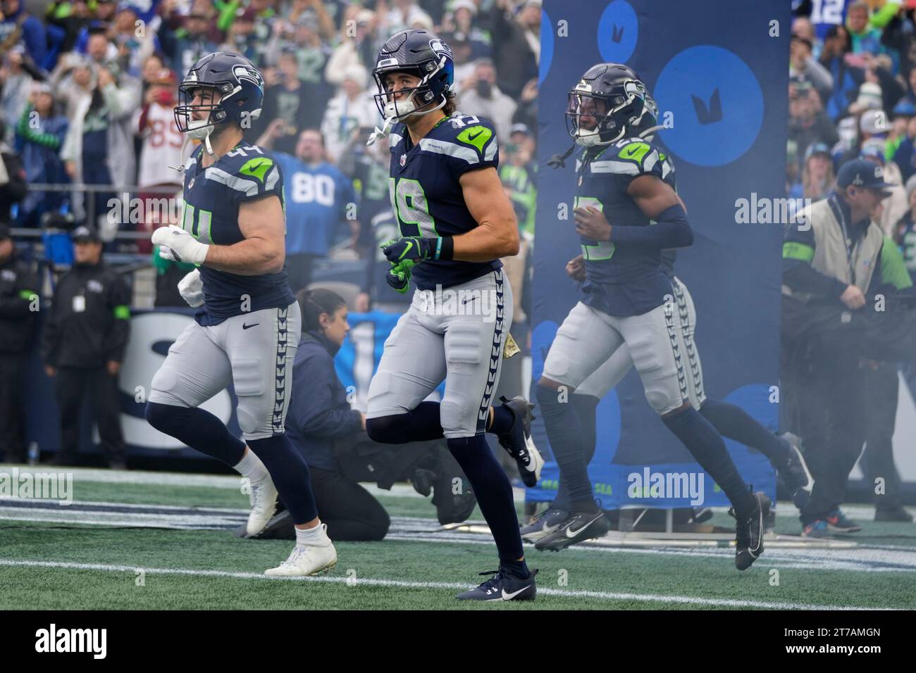 Seattle Seahawks linebacker Nick Bellore (44) and wide receiver Jake ...
