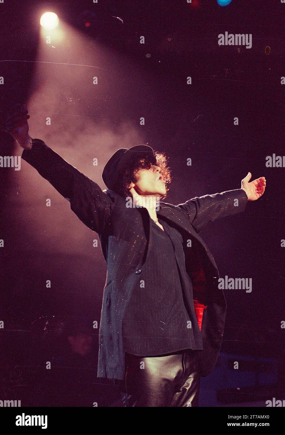 J Giles June 23 1999 singing in concert at the Tweeter Center in ...