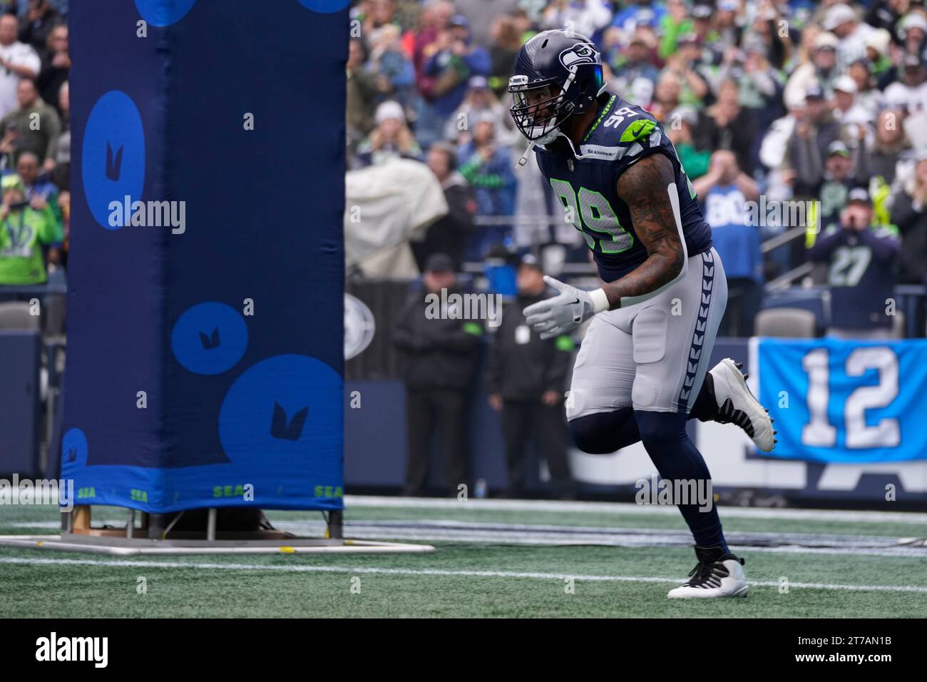 Seattle Seahawks defensive end Leonard Williams (99) runs onto the ...
