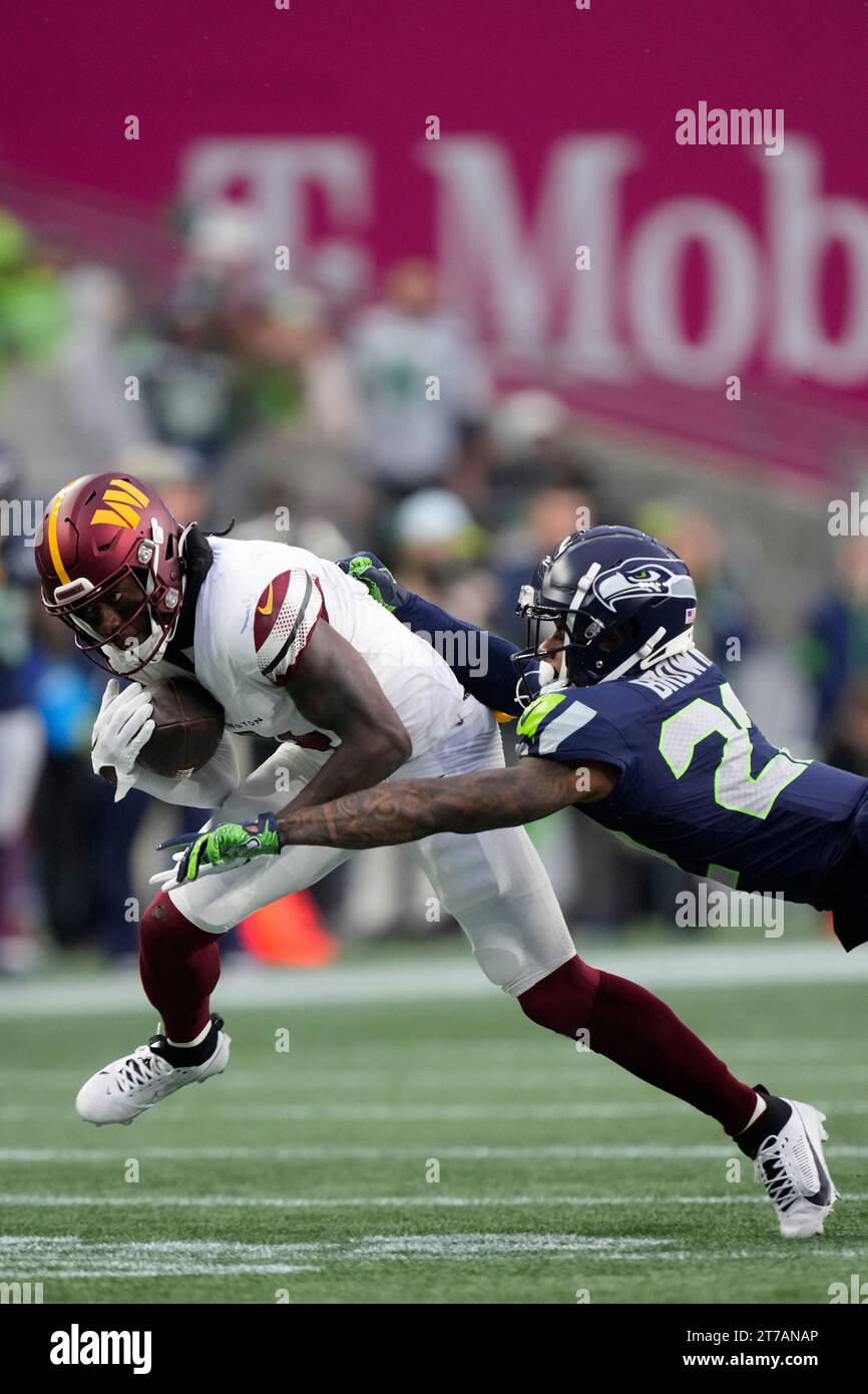 Washington Commanders wide receiver Curtis Samuel (4) catches the ball ...