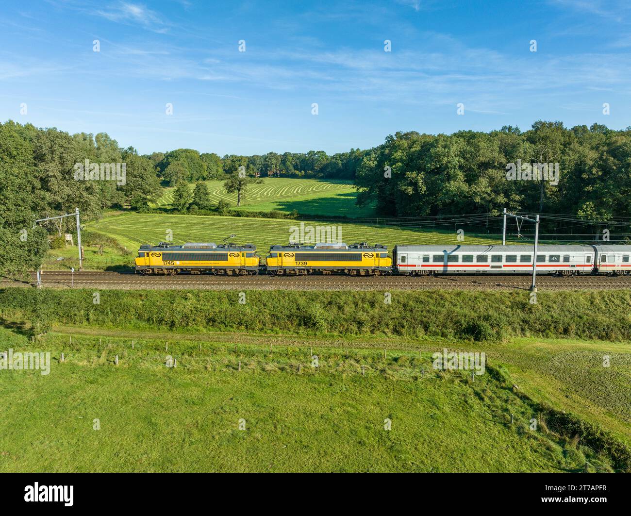DE LUTTE, NETHERLANDS - SEPTEMBER 15, 2023: German DB passenger train ...