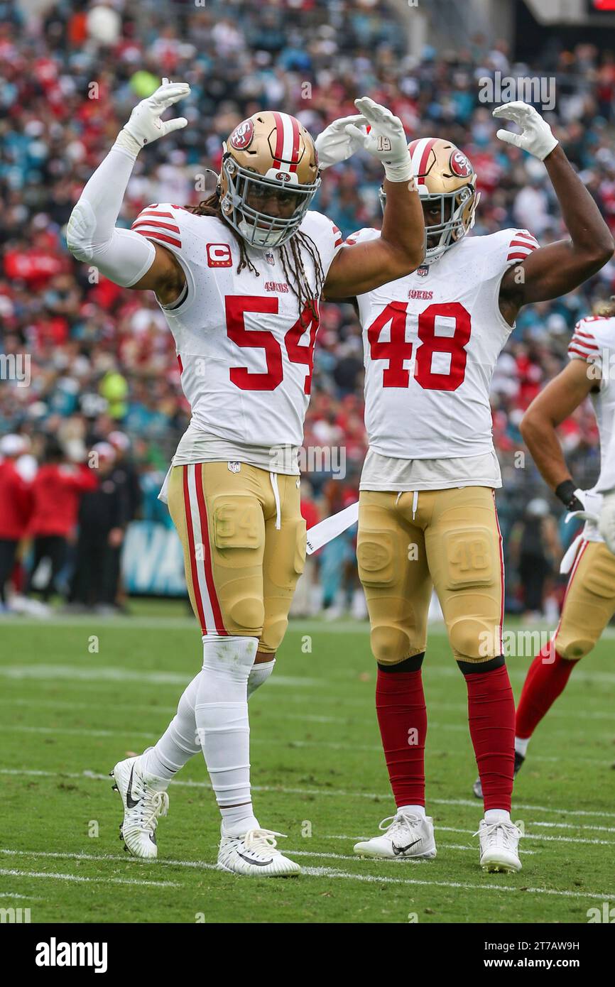 San Francisco 49ers linebackers Fred Warner (54) and Oren Burks (48 ...