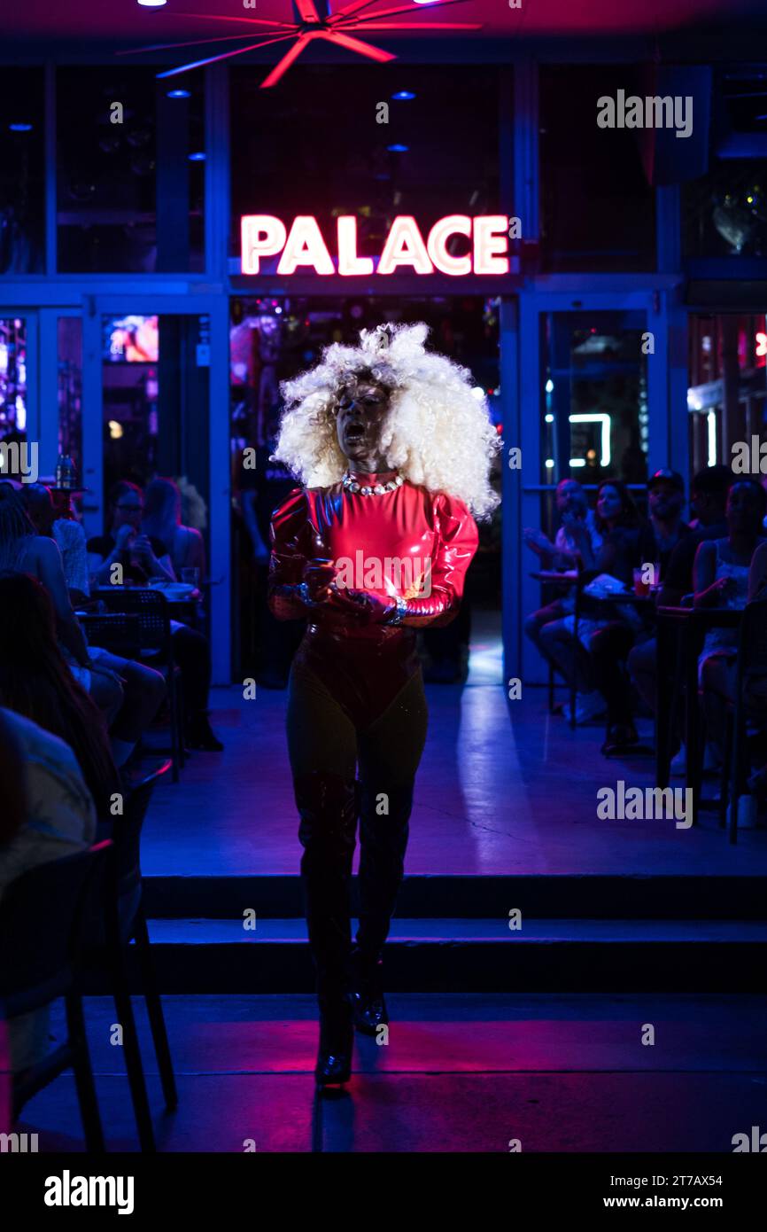 Miami, USA. 27 Oct, 2023. The famous Palace Drag show on Miami South ...