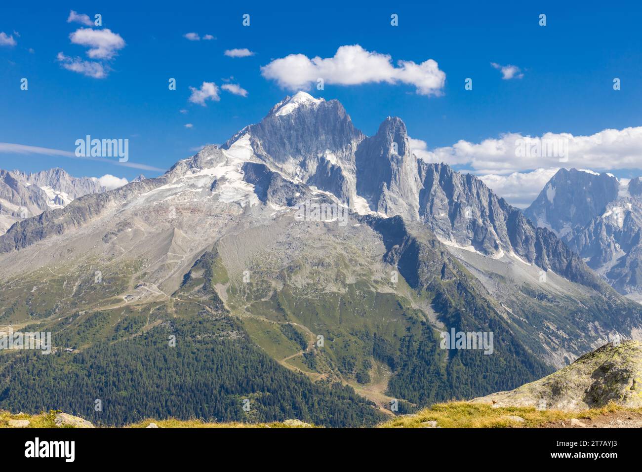 Lac Blanc lake and Aiguille du Dru scenic landscape around Chamonix ...
