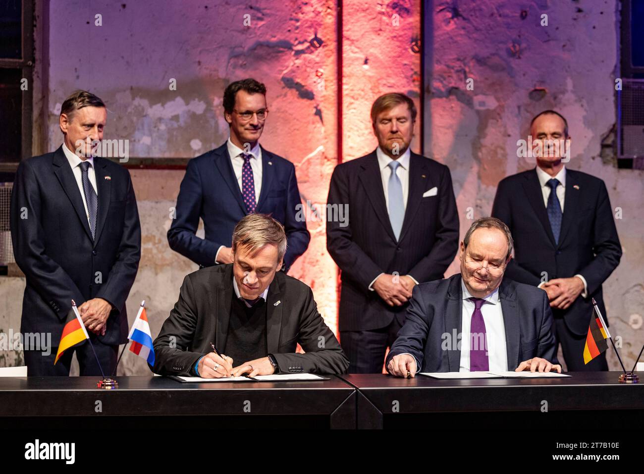 Alexander steinberg hi-res stock photography and images - Alamy