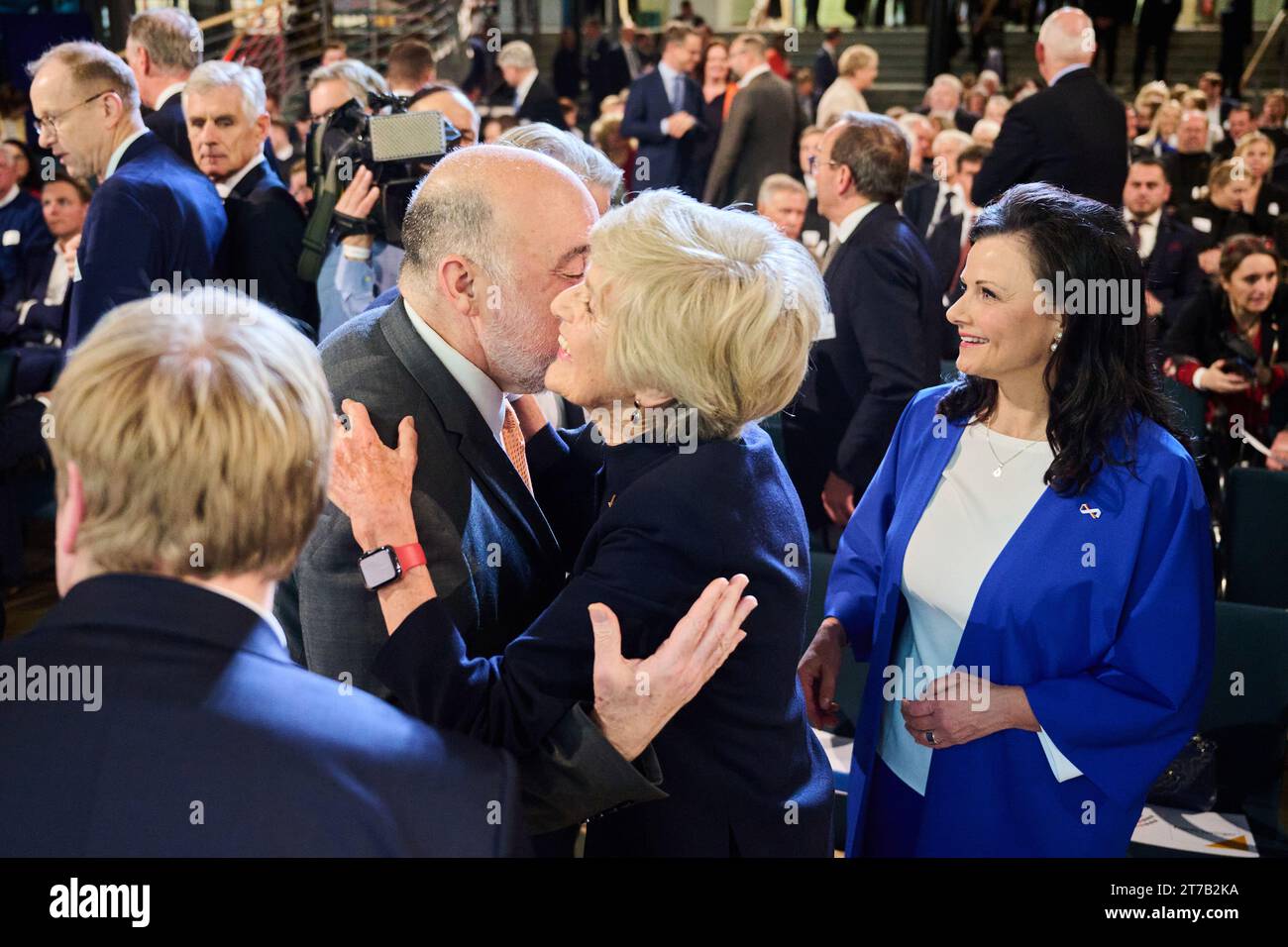 Berlin, Germany. 14th Nov, 2023. Friede Springer, publisher, welcomes ...