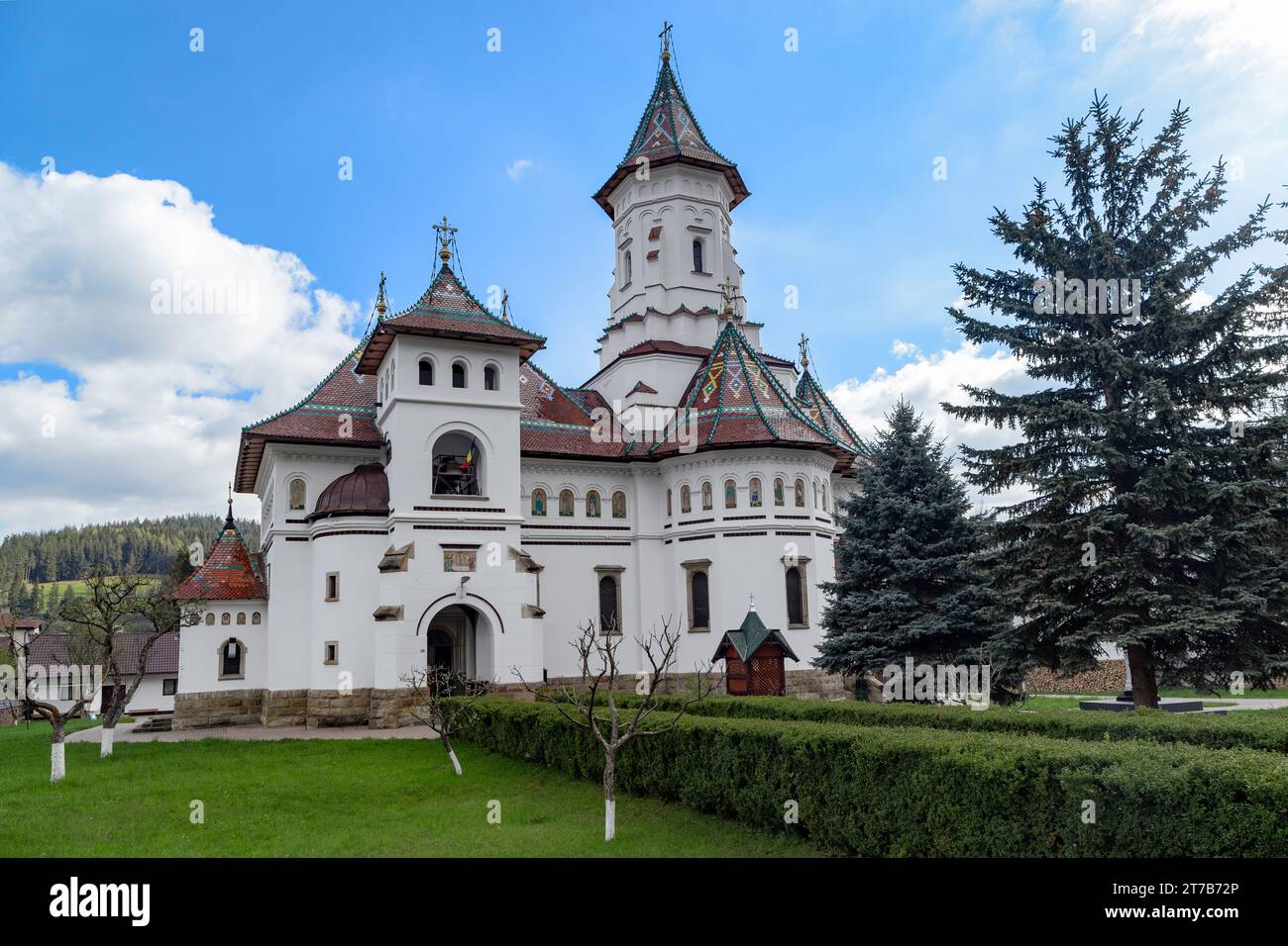 CAMPULUNG MOLDOVENESC, ROMANIA - MAY 1, 2023: This is the Orthodox ...