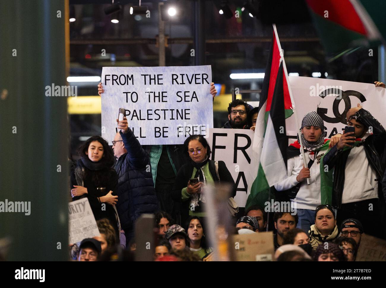 SCHIPHOL - Protesters are holding a sit-in at Schiphol Plaza, a form of ...