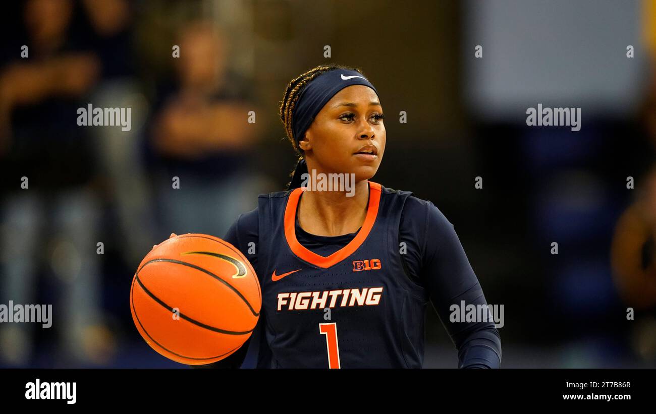 Illinois' Genesis Bryant (1) against Marquette during an NCAA ...