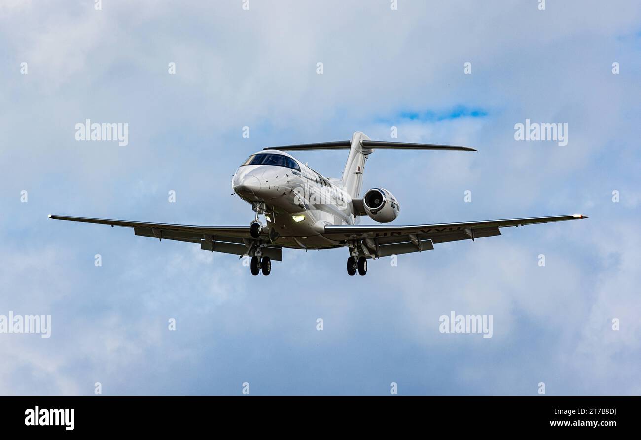 CAT Aviation Ein Pilatus PC-24 von CAT Aviation befindet sich im ...